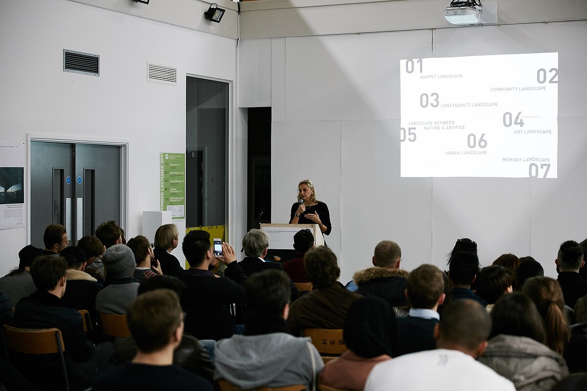 Nachbericht | Laura Andreini eröffnete die November Reihe 2017 in ...